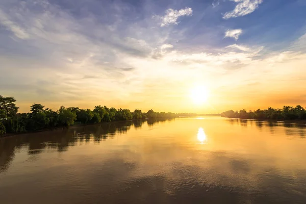 Thai river Stock Photos, Royalty Free Thai river Images | Depositphotos