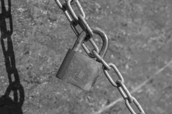 Self locking Stock Photos, Royalty Free Self locking Images | Depositphotos