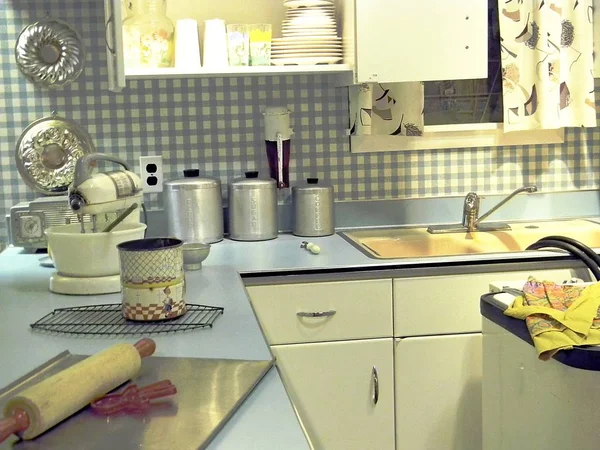 1950s kitchen Stock Photos, Royalty Free 1950s kitchen Images ...