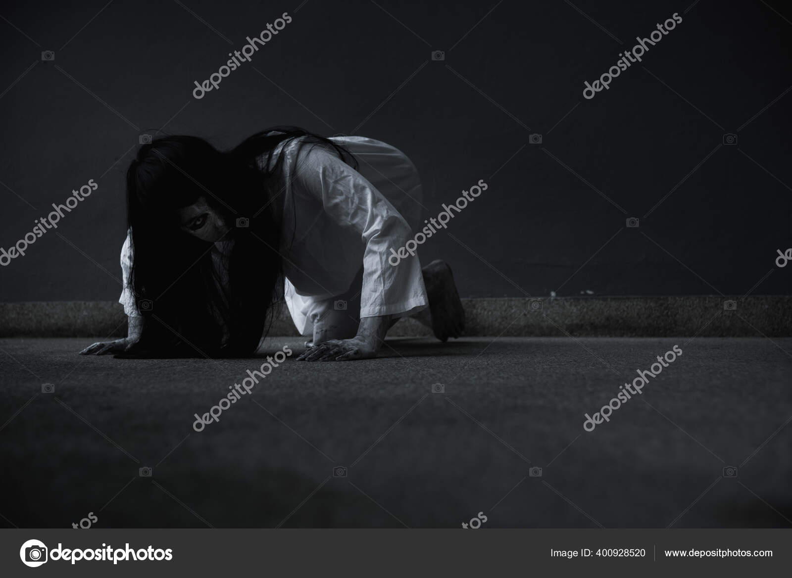Horror Woman Ghost Creepy Crawling Halloween Day Concept — Stock Photo ...