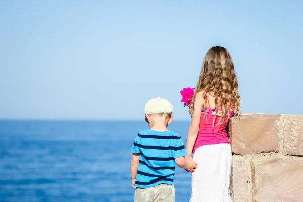 Kids sightseeing Stock Photos, Royalty Free Kids sightseeing Images ...