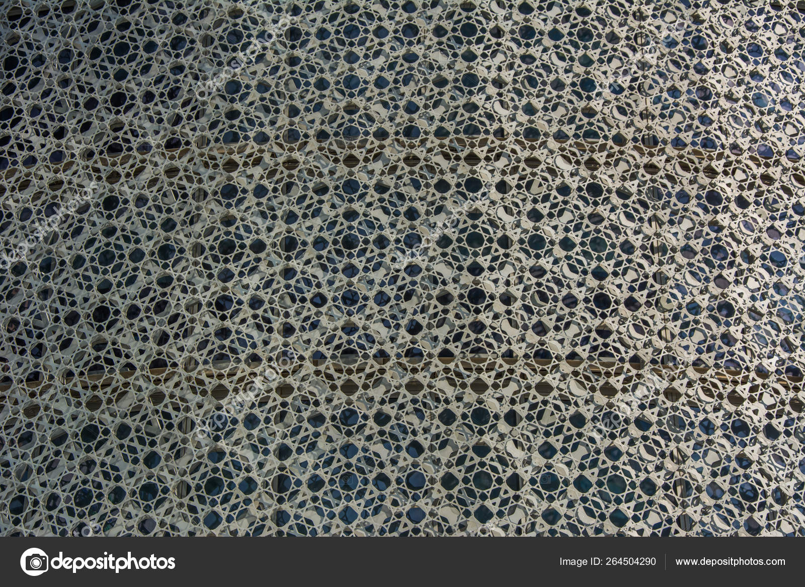 Metallic frame of Burj Doha (Burj Qatar, Doha Tower) — Stock Photo ...