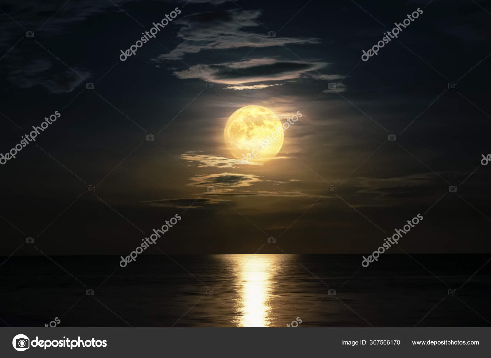 View at night scene of the sea Stock Photo by ©yongkiet 307566170