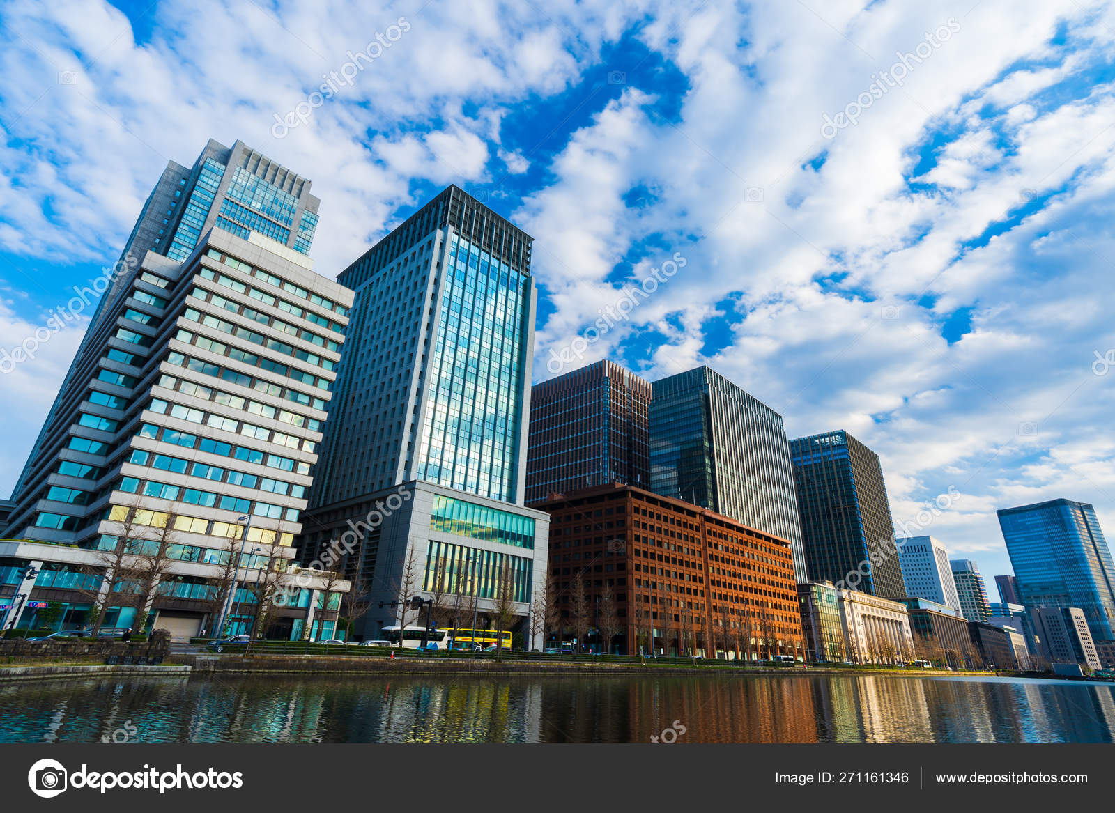 Buildings in Tokyo, Japan – Stock Editorial Photo © geargodz #271161346