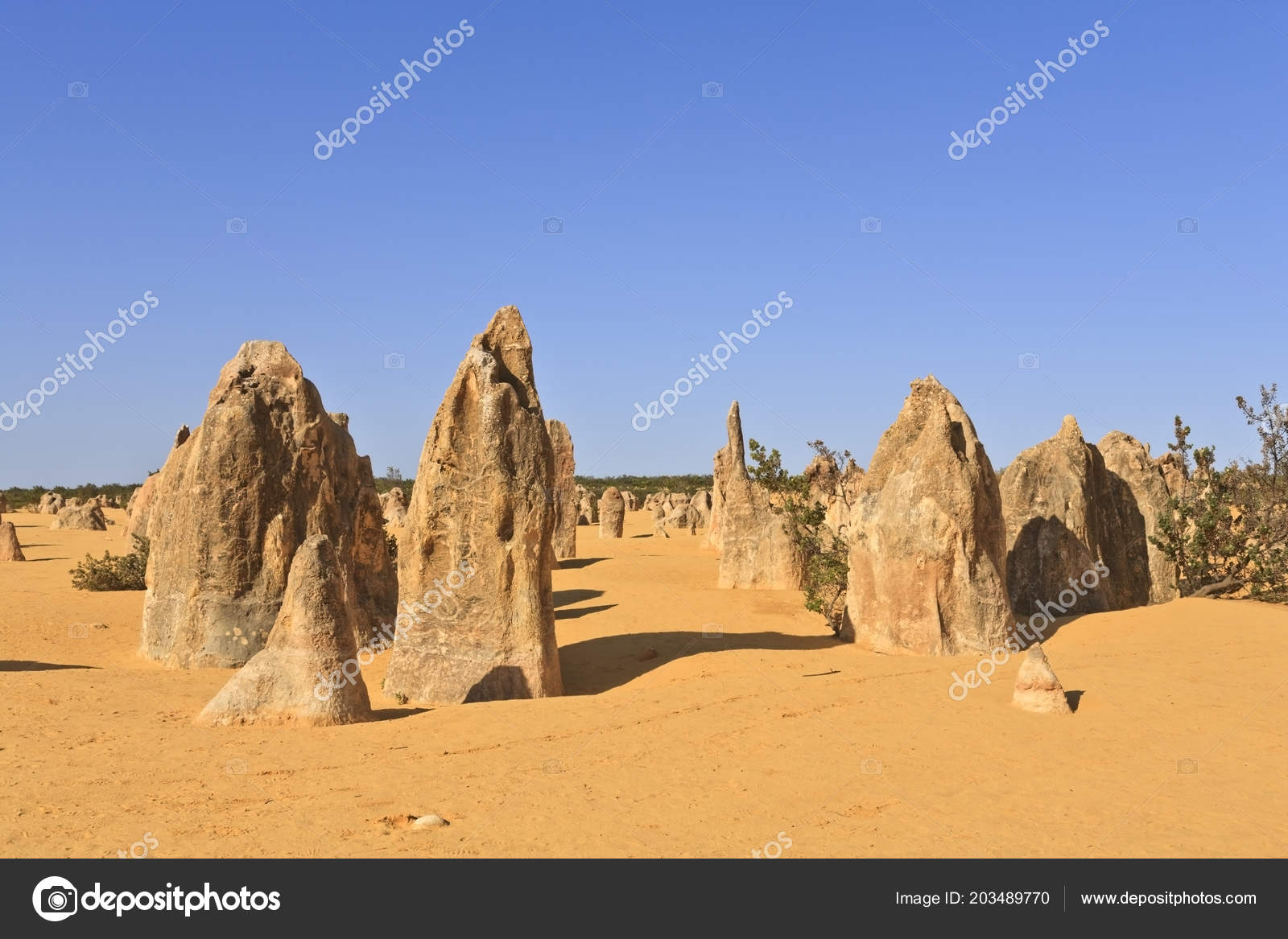 The Pinnacles, Western Australia — Stock Photo © TravellingLight #203489770