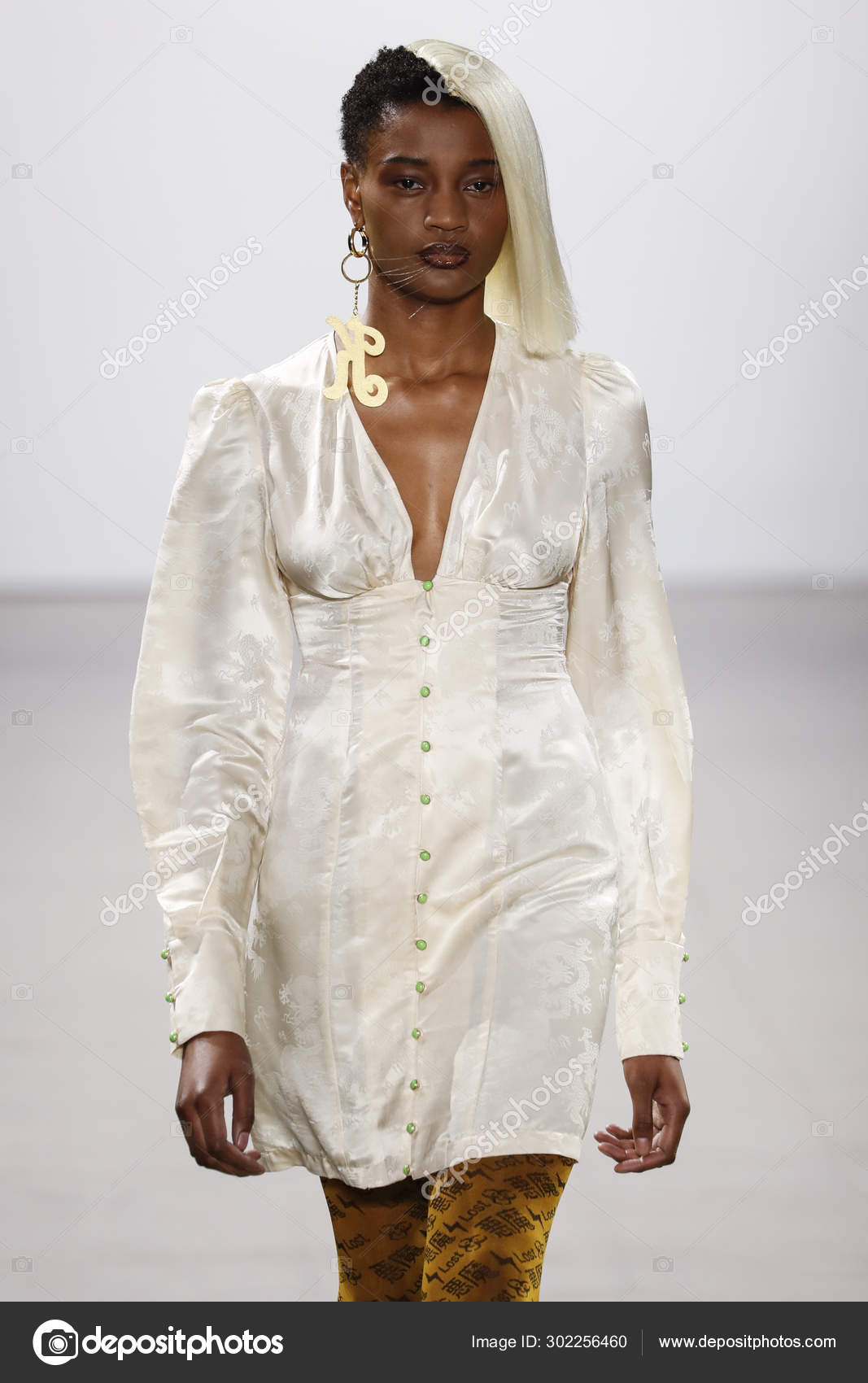 New York February Model Walks Runway Kim Shui Fashion Show – Stock ...