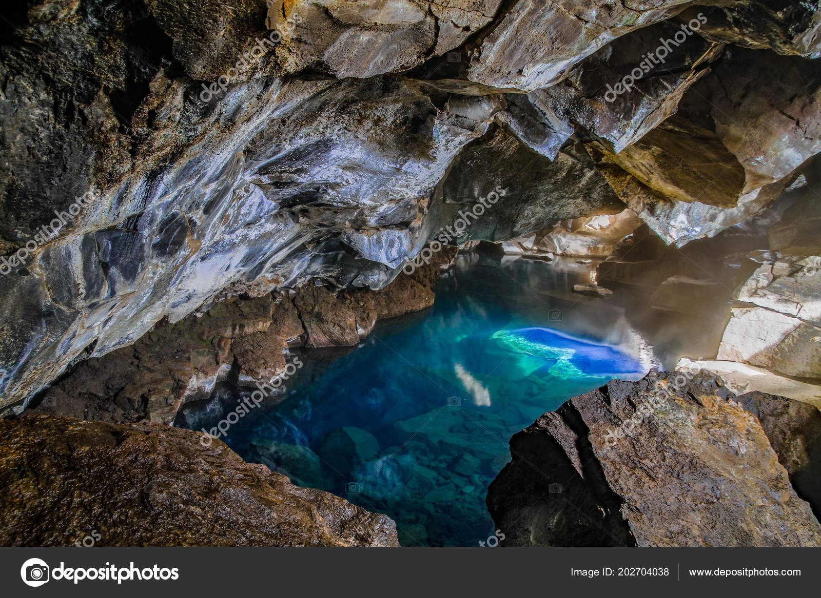 Grjotagja Volcanic Cave Incredibly Blue Hot Thermal Water Lake Myvatn ...