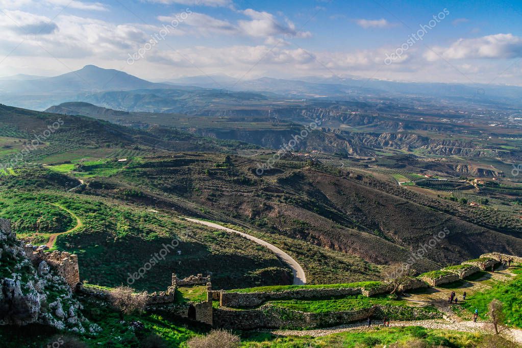 Acrocorinto, fortaleza del Alto Corinto, la acrópolis del antiguo ...