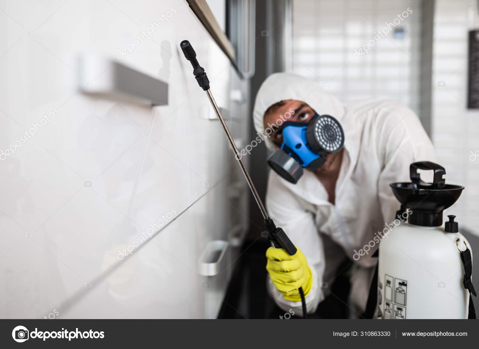 Exterminator Work Wear Spraying Pesticide Sprayer Stock Photo by ...