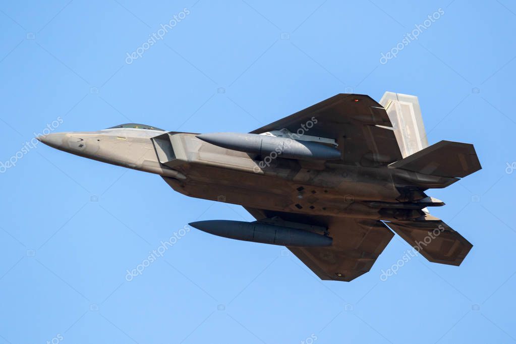 Fuerza Aérea estadounidense Lockheed Martin F-22 Raptor avión de combate de superioridad aérea ...