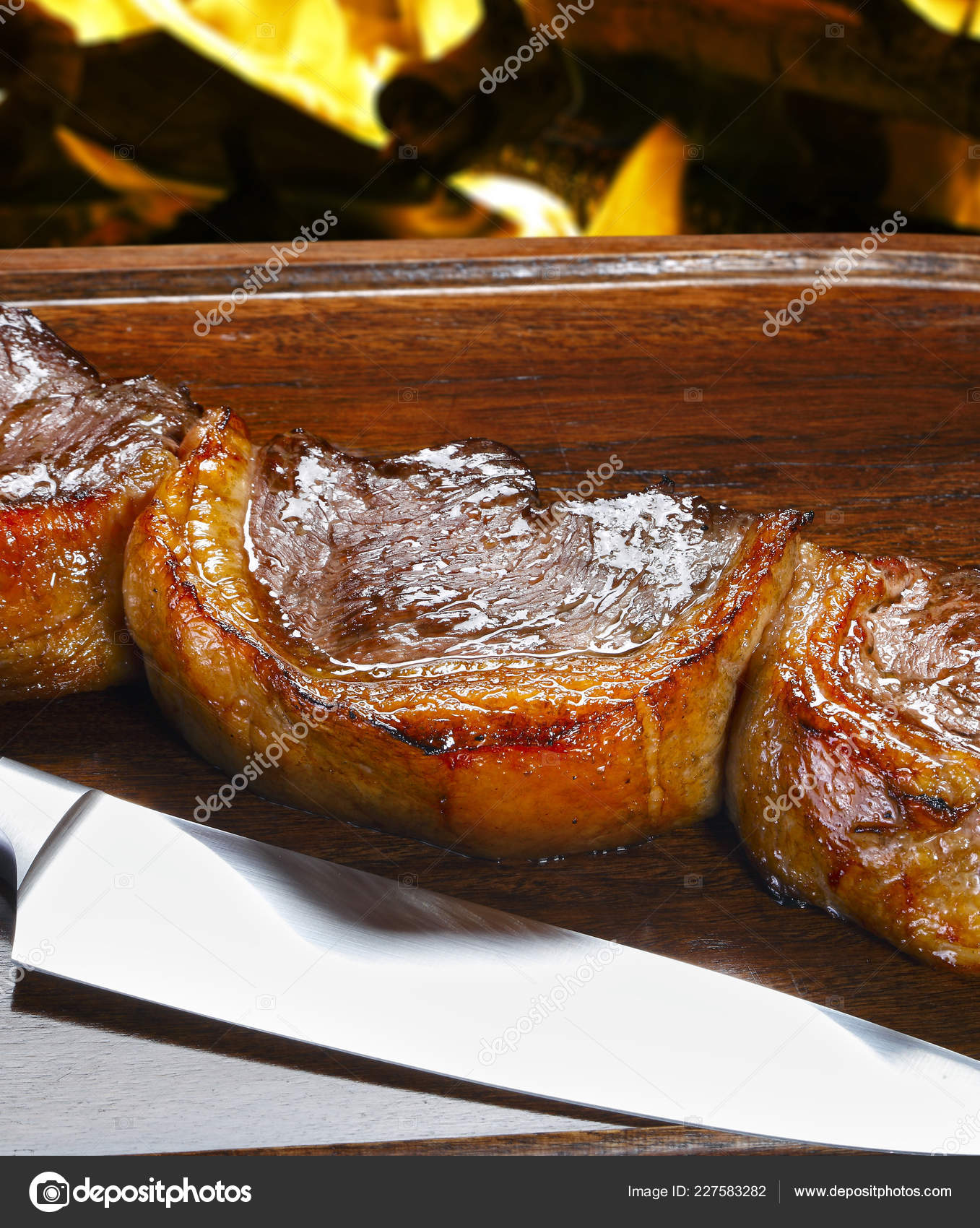 Picanha Tradicional Barbacoa Brasileña: fotografía de stock © rocharibeiro #227583282 ...