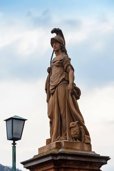 Statue of Nike in Louvre museum – Stock Editorial Photo © torishaa ...