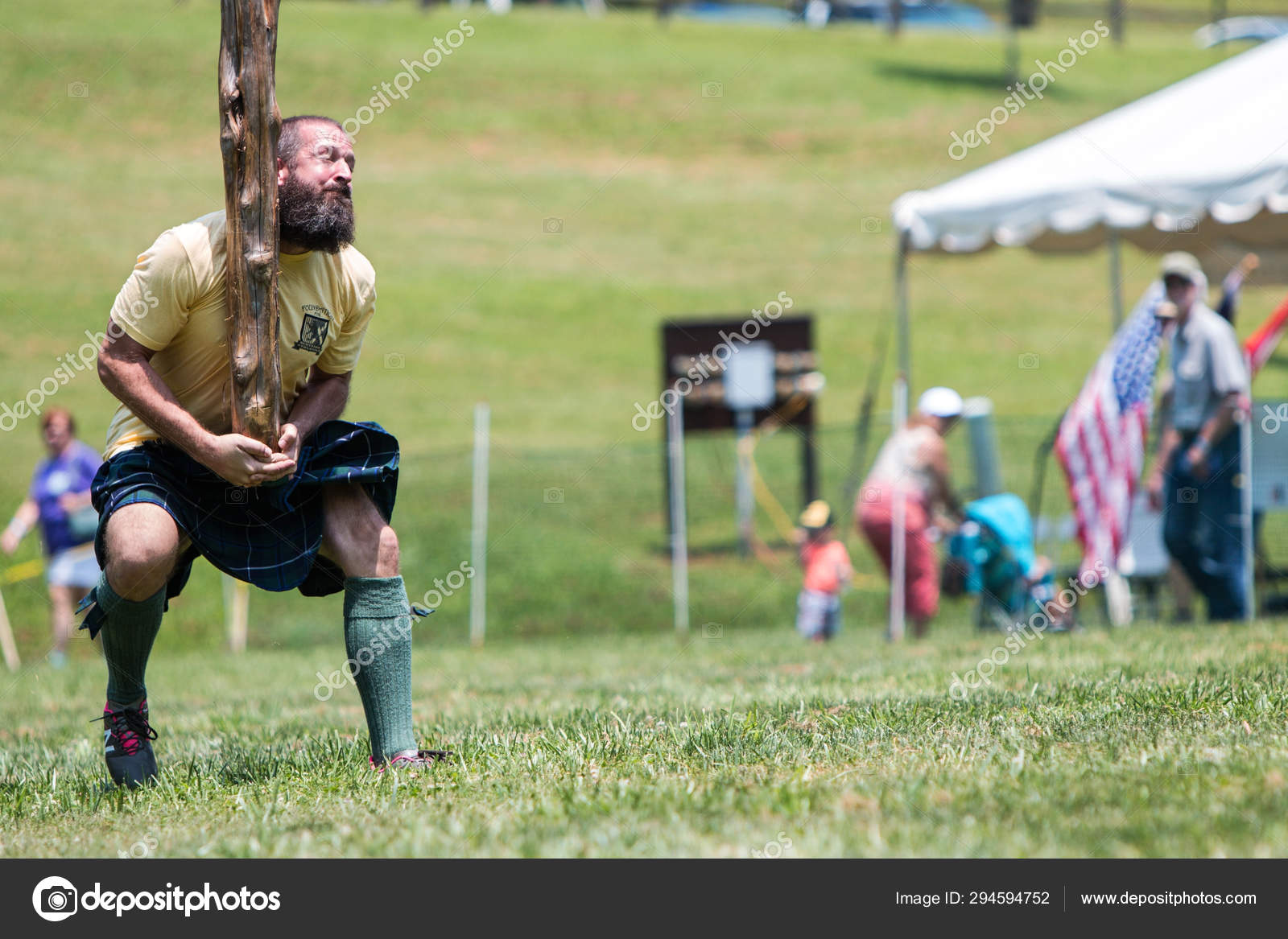 Man Readies To Perform Caber Toss At Scottish Highland Games – Stock ...