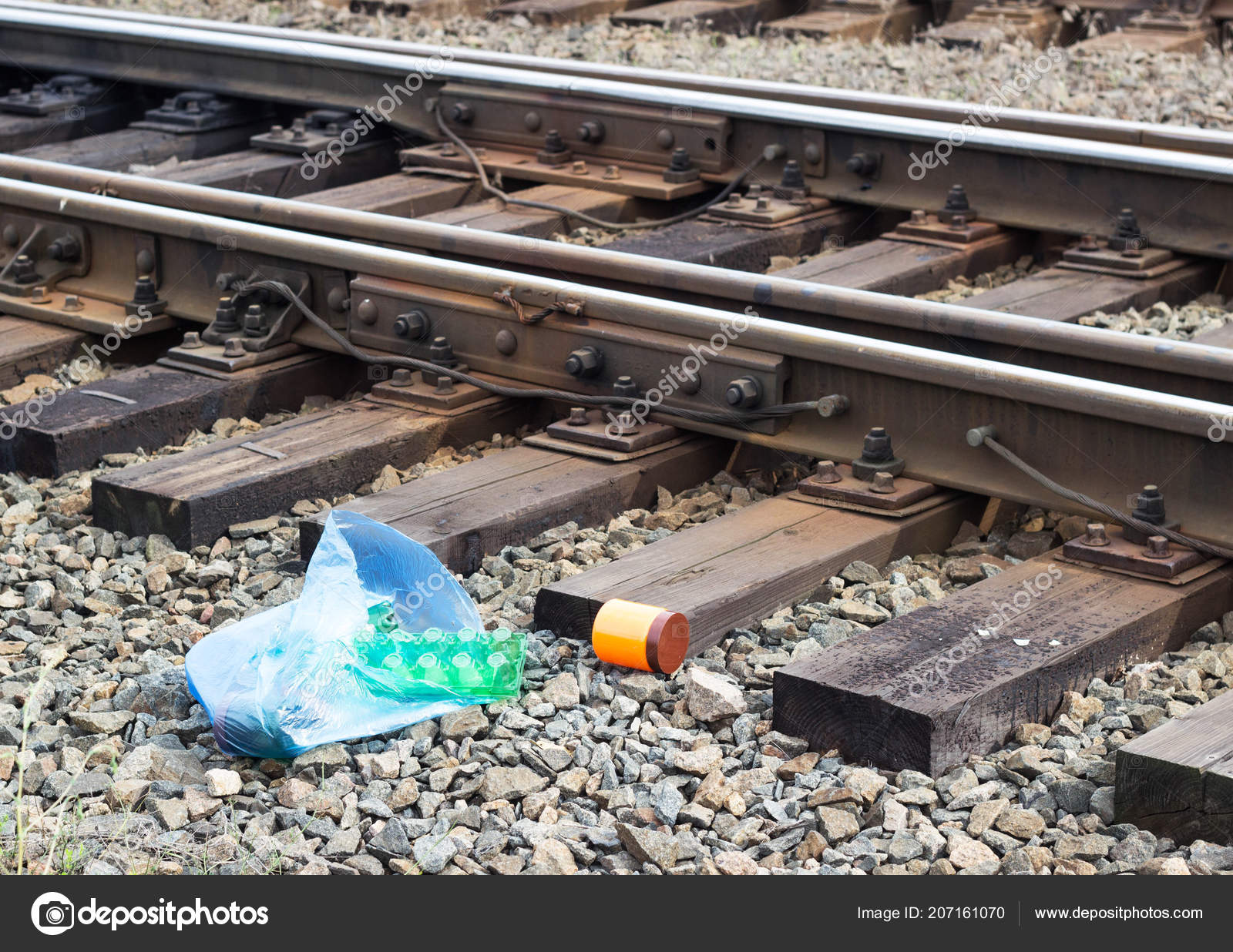 Garbage Train | ppgbbe.intranet.biologia.ufrj.br