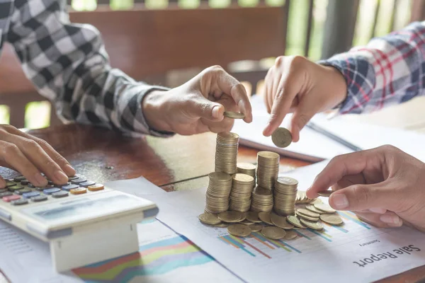 Bunt med pengar Stockfotografier, royaltyfria Bunt med pengar bilder ...