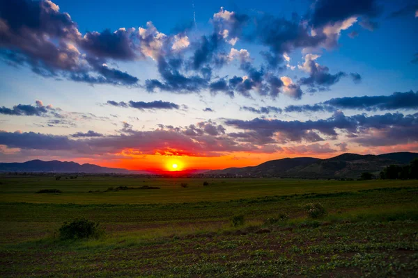 Ranch sunset Stock Photos, Royalty Free Ranch sunset Images | Depositphotos