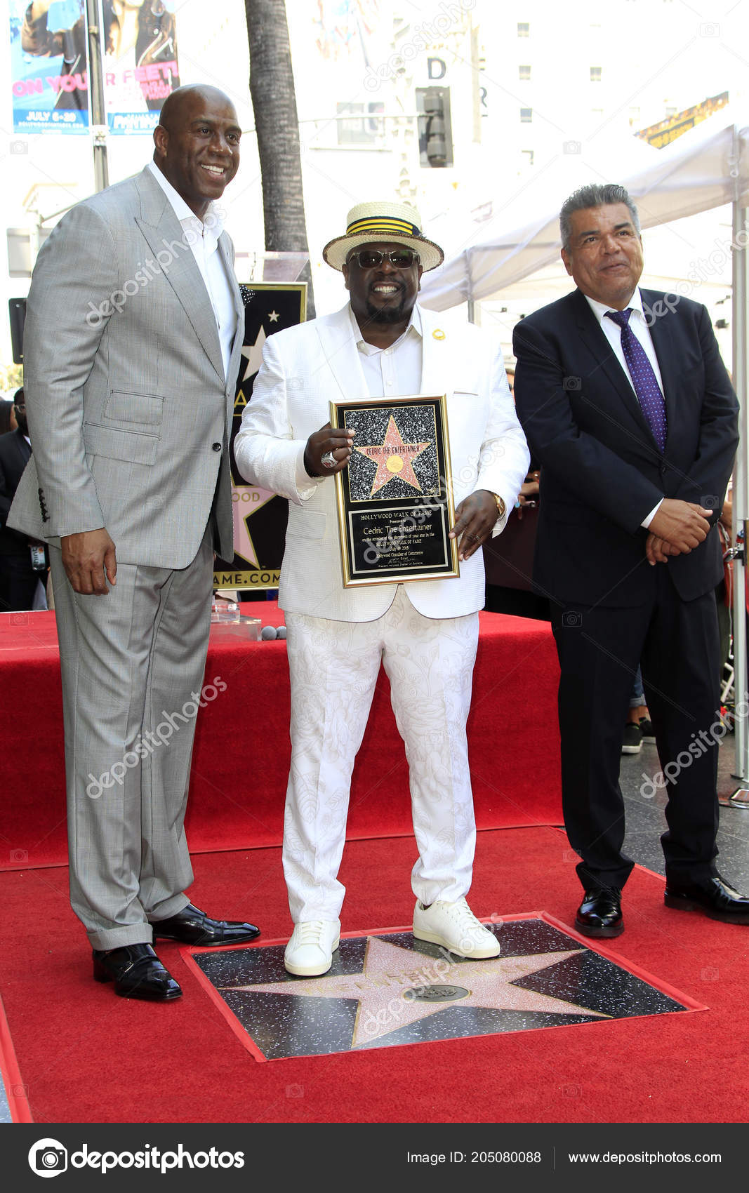 Los Angeles Jul Magic Johnson Cedric Entertainer George Lopez Cedric ...