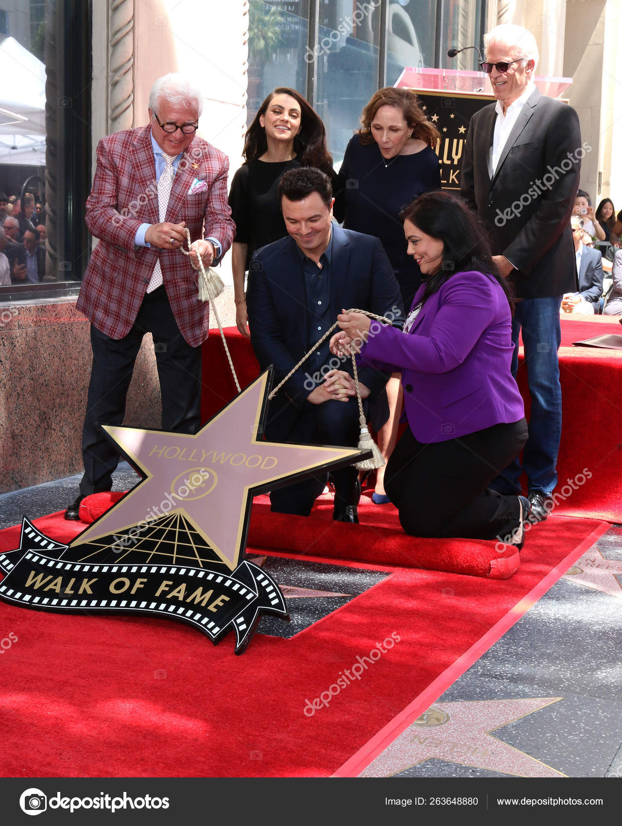Seth Macfarlane And Mila Kunis