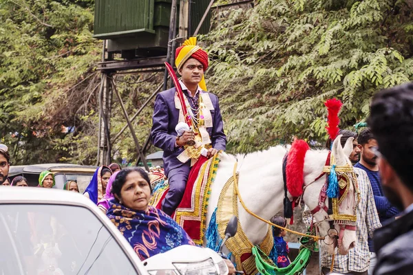 Indian wedding crowd Stock Photos, Royalty Free Indian wedding crowd ...