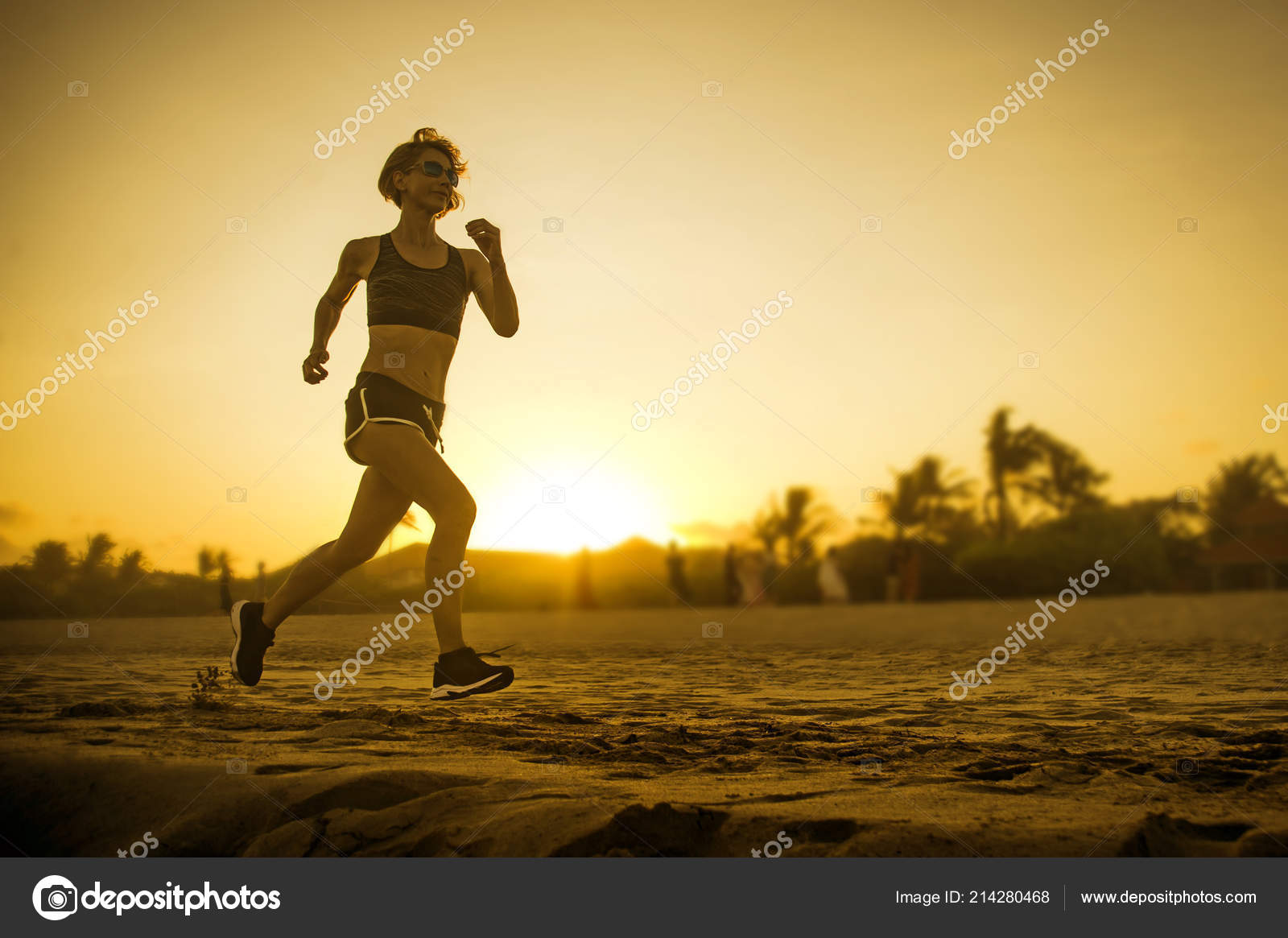 Young Attractive Fit Runner Woman Athletic Body Running Beautiful ...