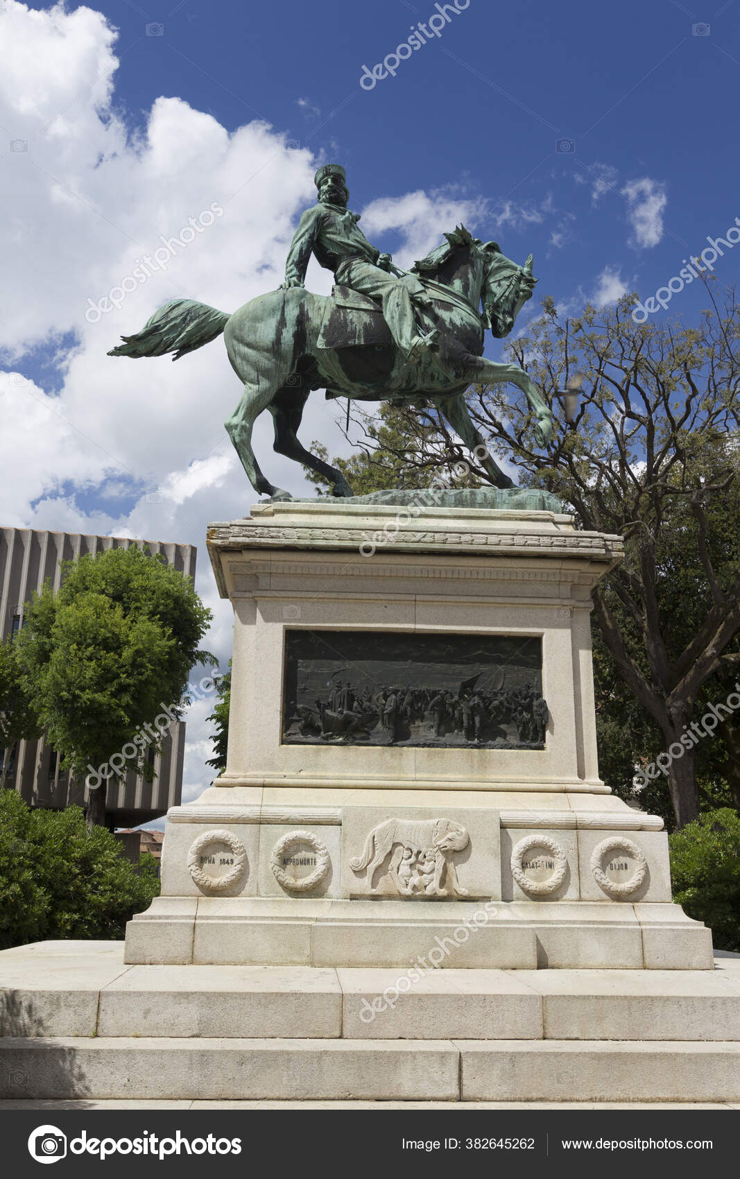 Statue King George Washington Usa — Stock Photo © posztos #382645262