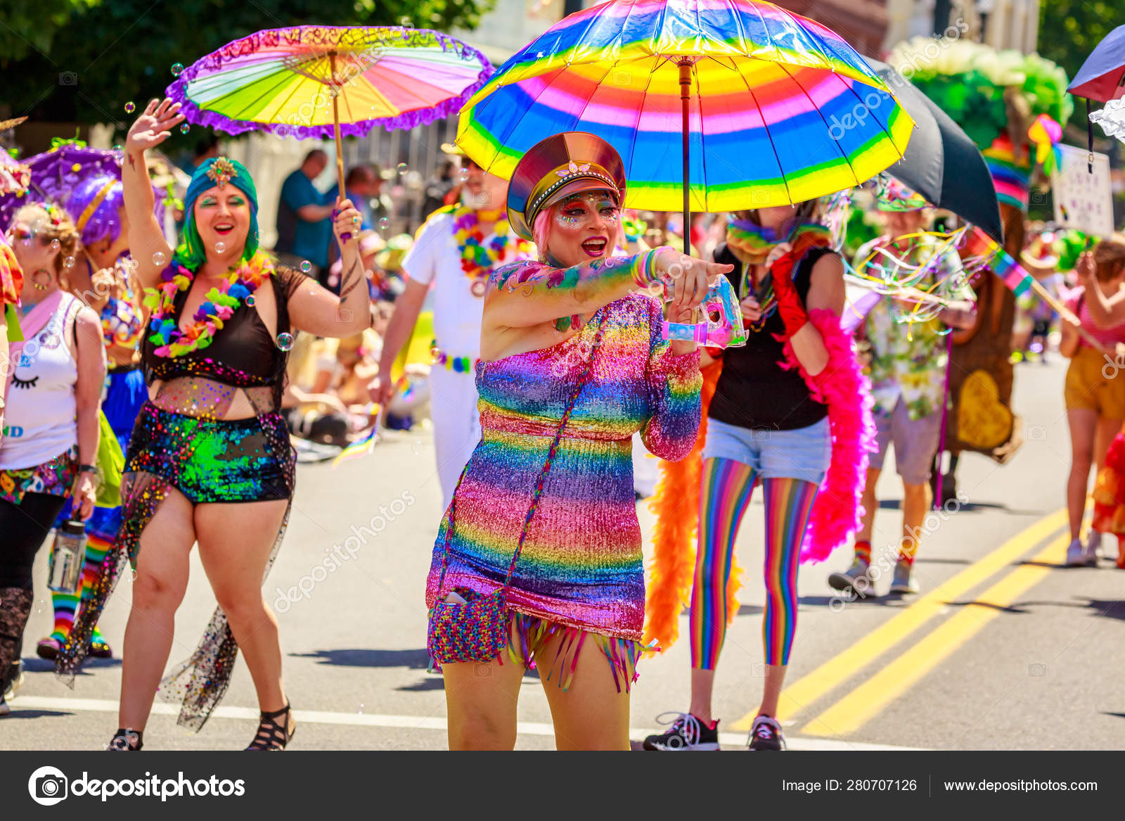 Portland Pride Parade 2019 — Stock Editorial Photo © pngstudio #280707126