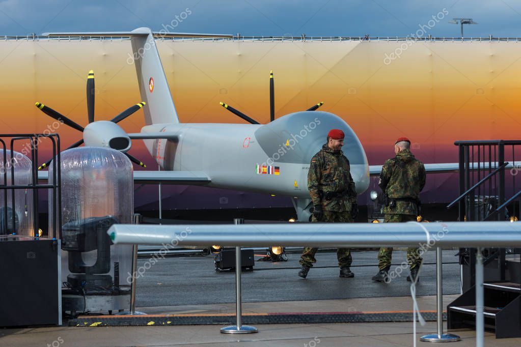 BERL N - 26 DE ABRIL DE 2018: El concepto de un veh culo a reo no tripulado European MALE RPAS ...