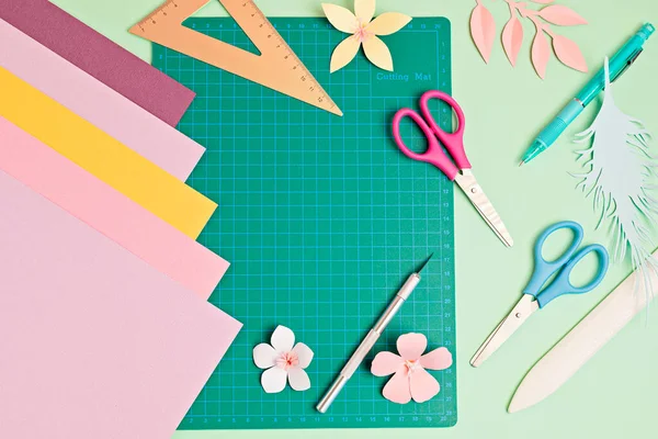 21 Cutting pad Stock Illustrations | Depositphotos