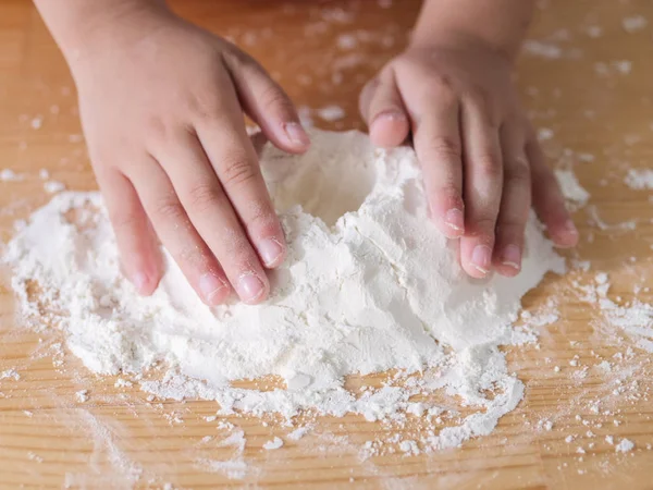Baby flour Stock Photos, Royalty Free Baby flour Images | Depositphotos