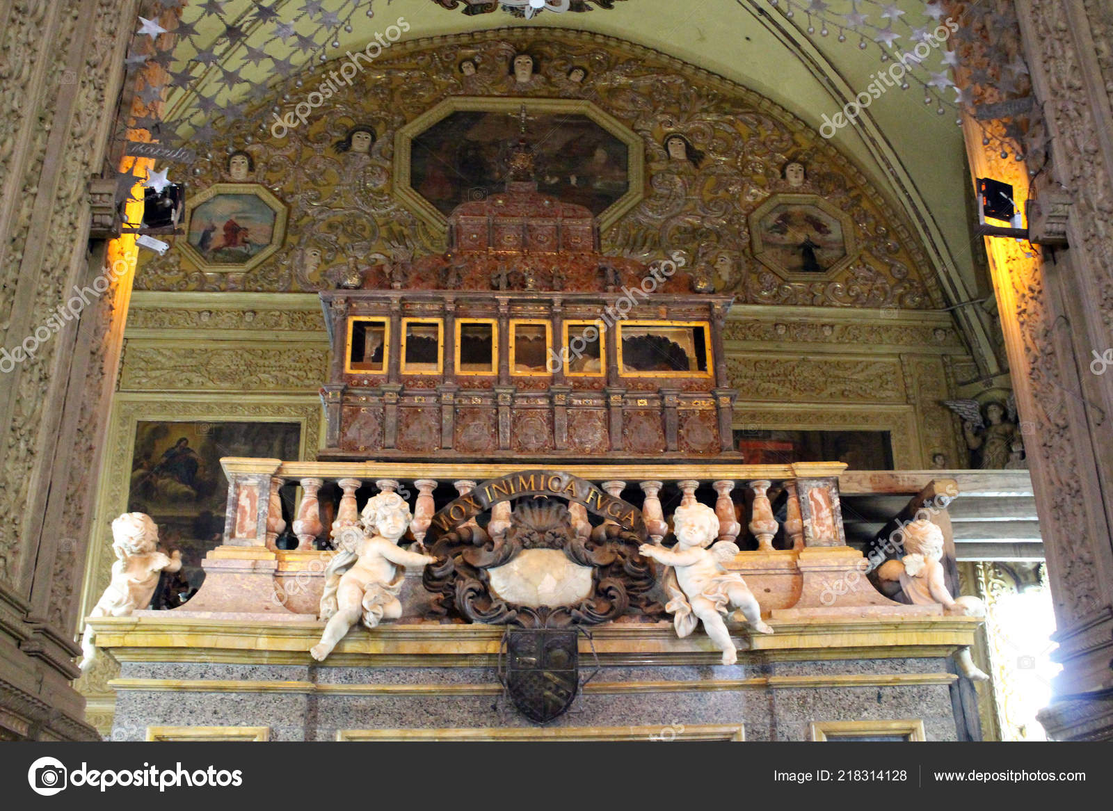 Tomb Incorrupted Body Francis Xavier Basilica Bom Jesus Old Goa — Stock ...