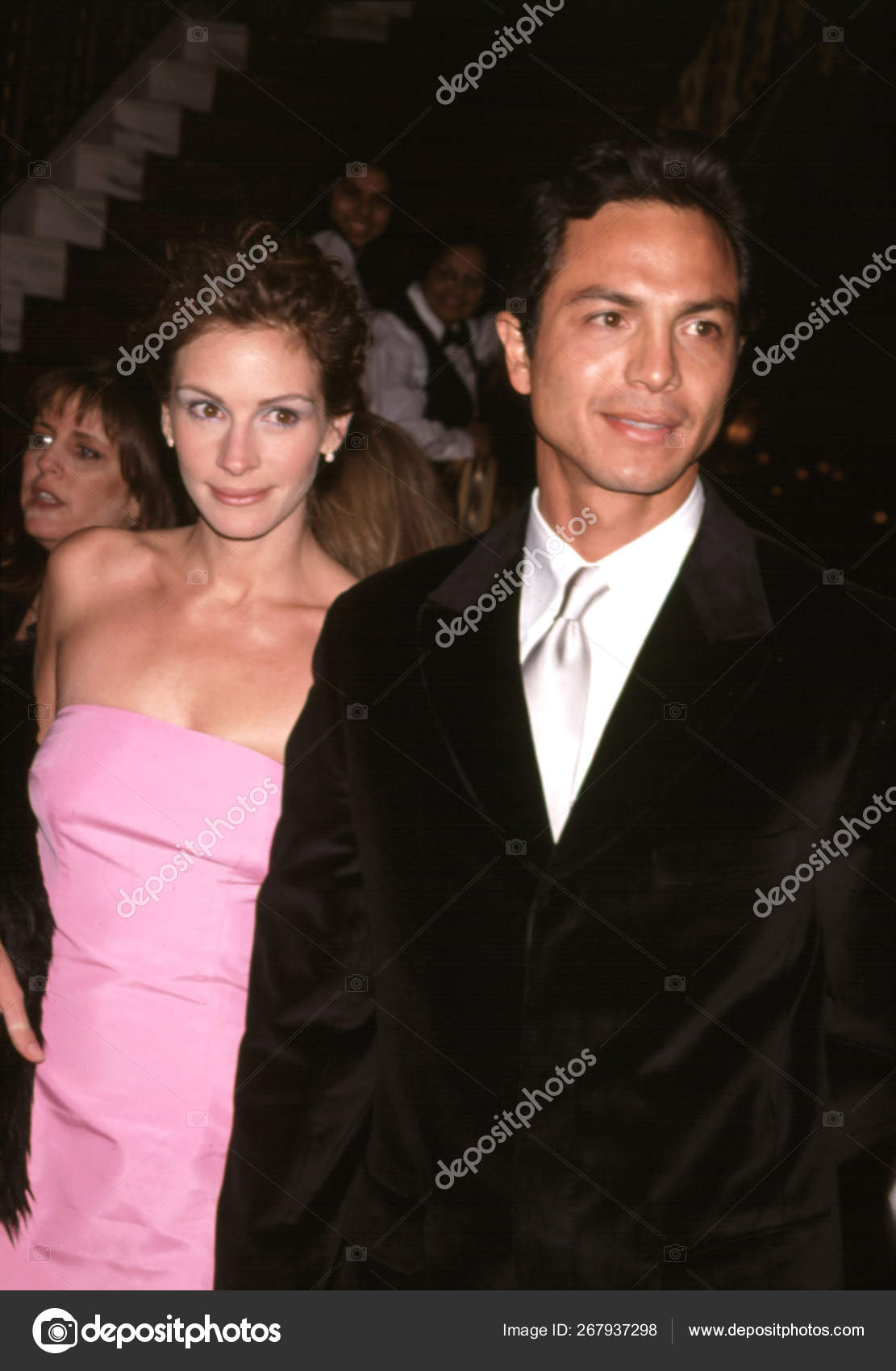 Julia Roberts Benjamin Bratt