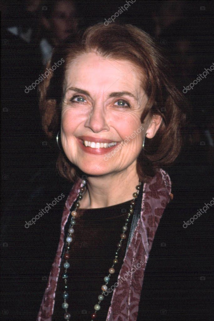 Mary Beth Piel en el episodio 100 de Dawson 's Creek en el Museo de ...