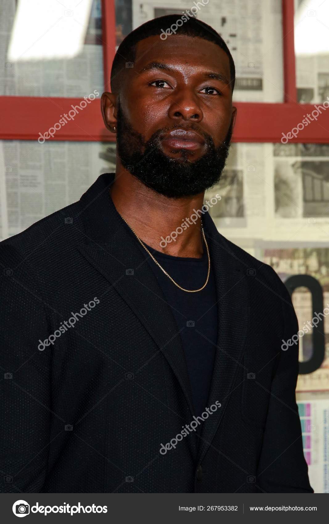 Trevante Rhodes Arrivals Bird Box Premiere Alice Tully Hall Linocln ...