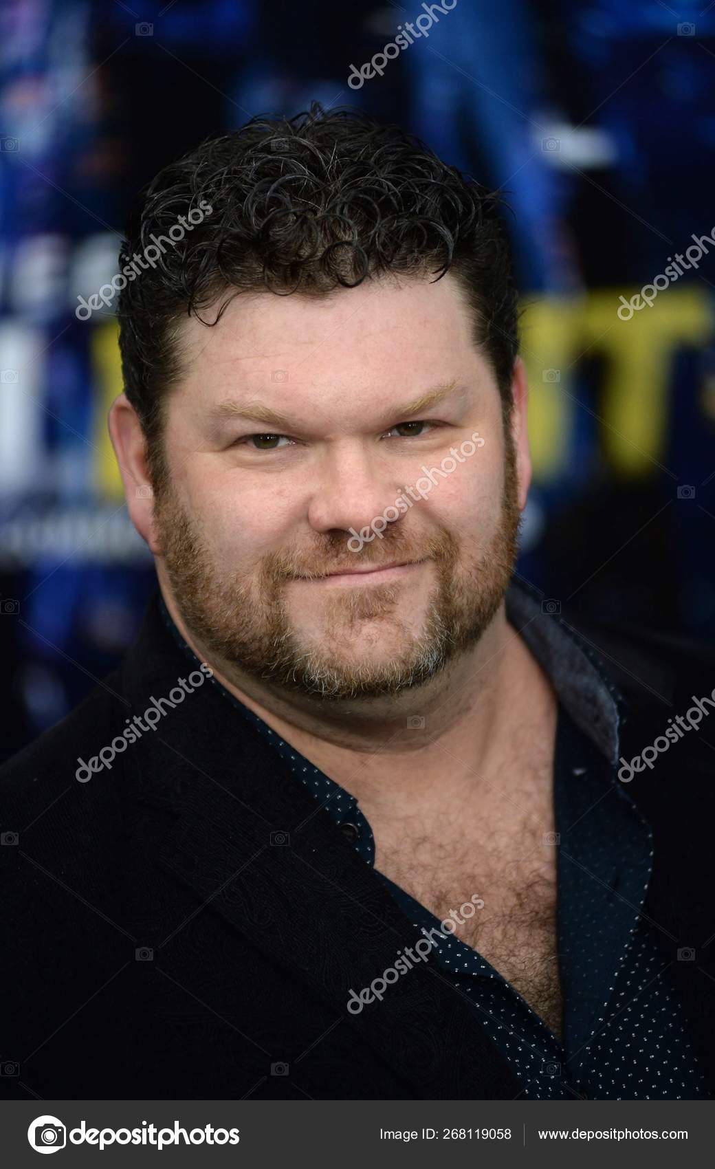 Daniel Stewart Arrivals Run All Night Premiere Amc Theater Lincoln ...