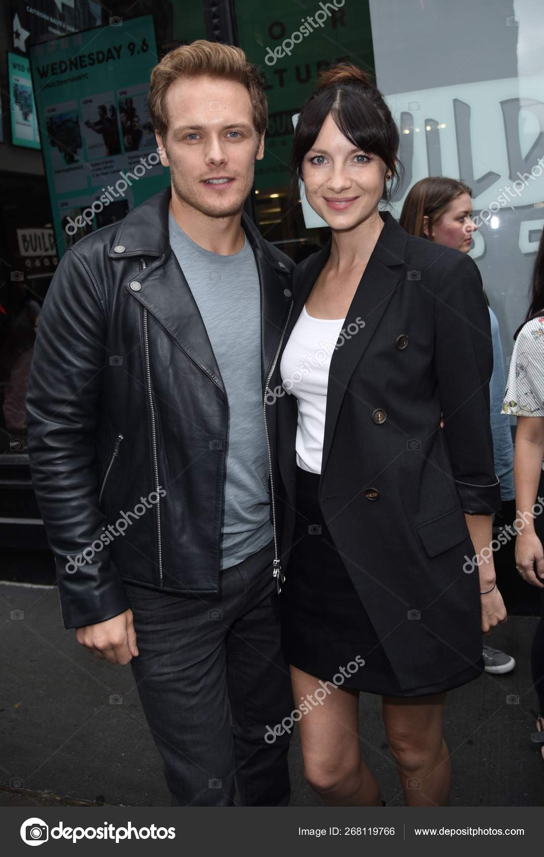 Sam Heughan Caitriona Balfe Promocionando Outlander Para Celebrity ...