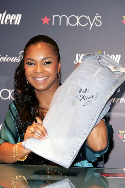 Ashanti Store Appearance Launch Delicious Curves Denim Collection Mudd ...