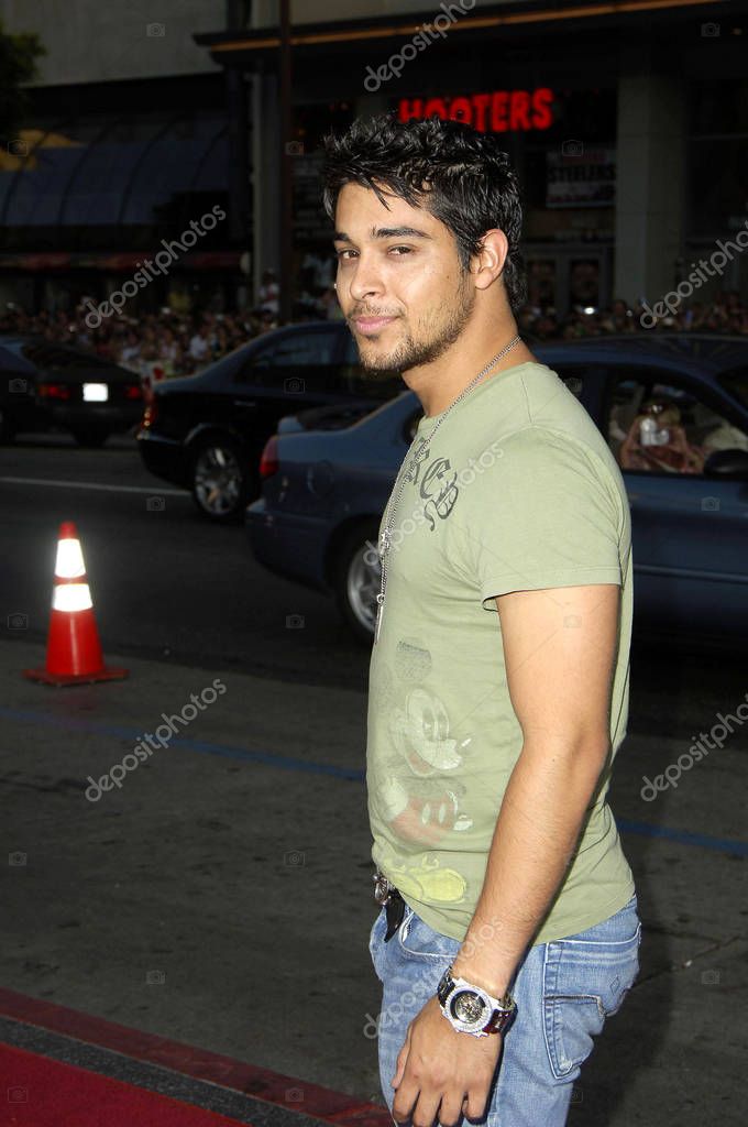 Wilmer Valderrama a las llegadas para THE DUKES OF HAZZARD Premiere ...