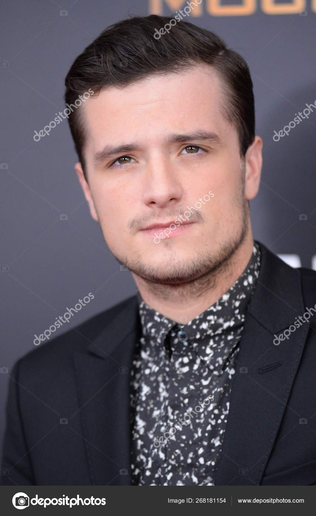 Josh Hutcherson Signing Autographs