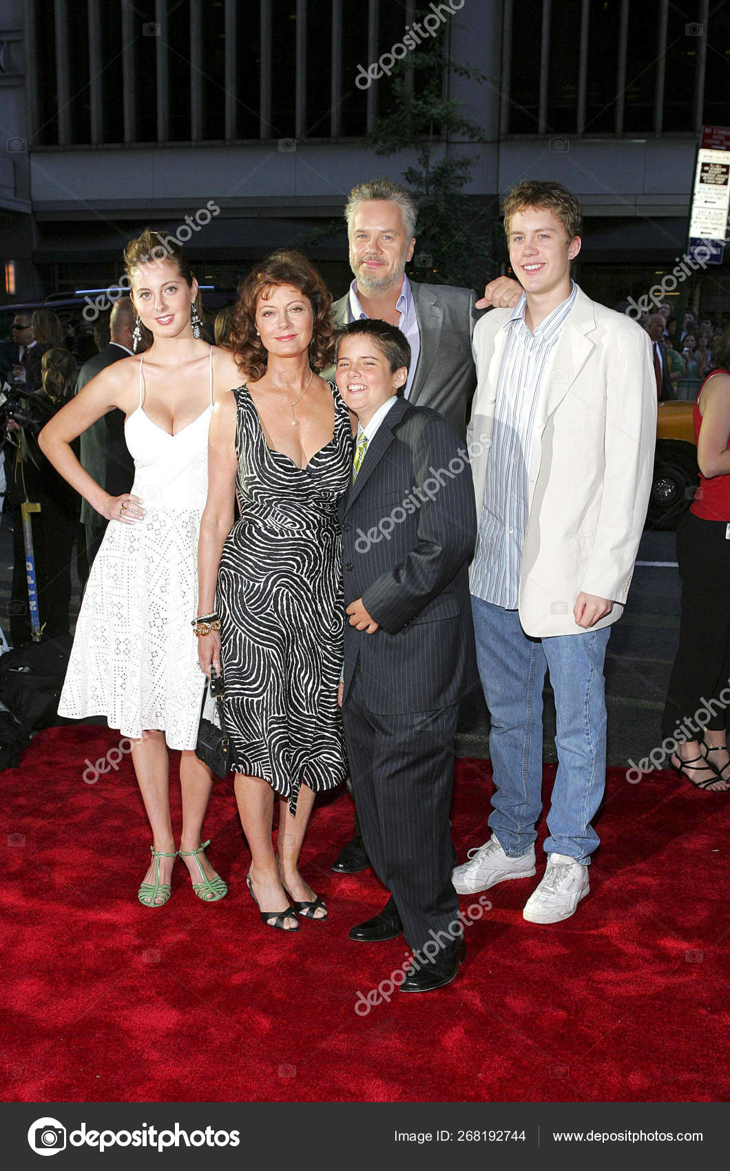Tim Robbins Susan Sarandon Susan Sarandon, 70, Shows Off Sons With Tom
