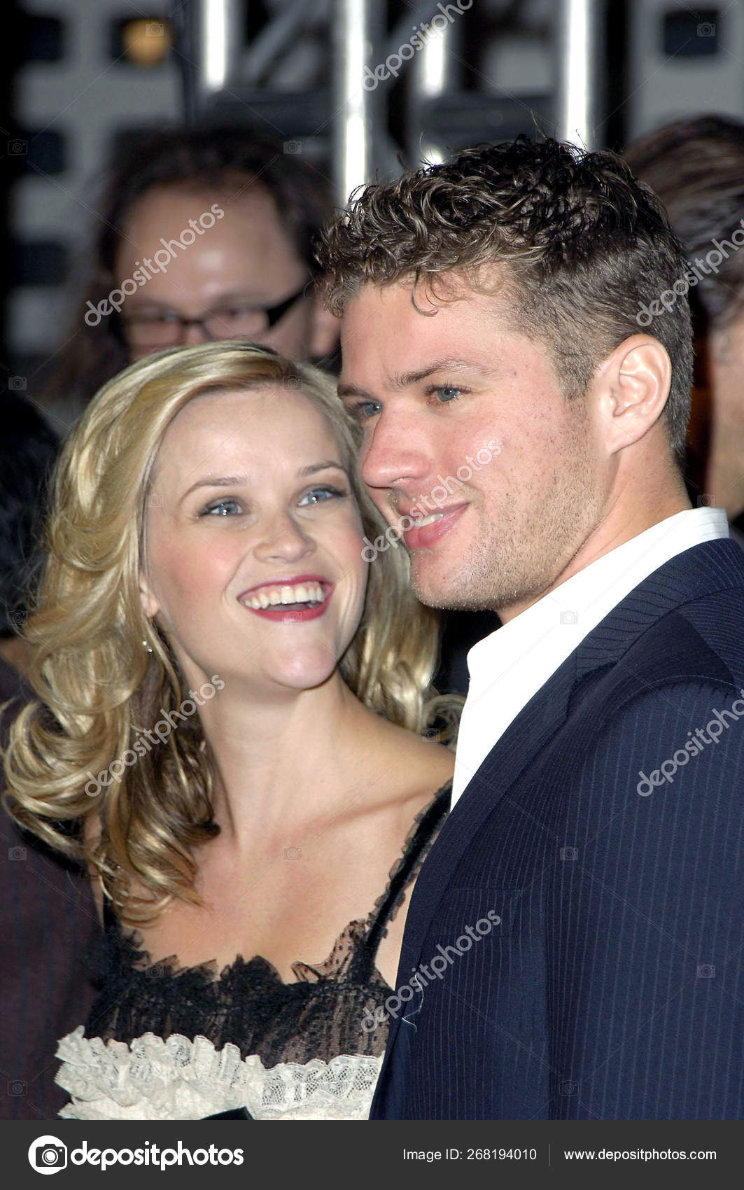 Reese Witherspoon Ryan Phillippe Arrivals Walk Line Premiere Afi Fest ...