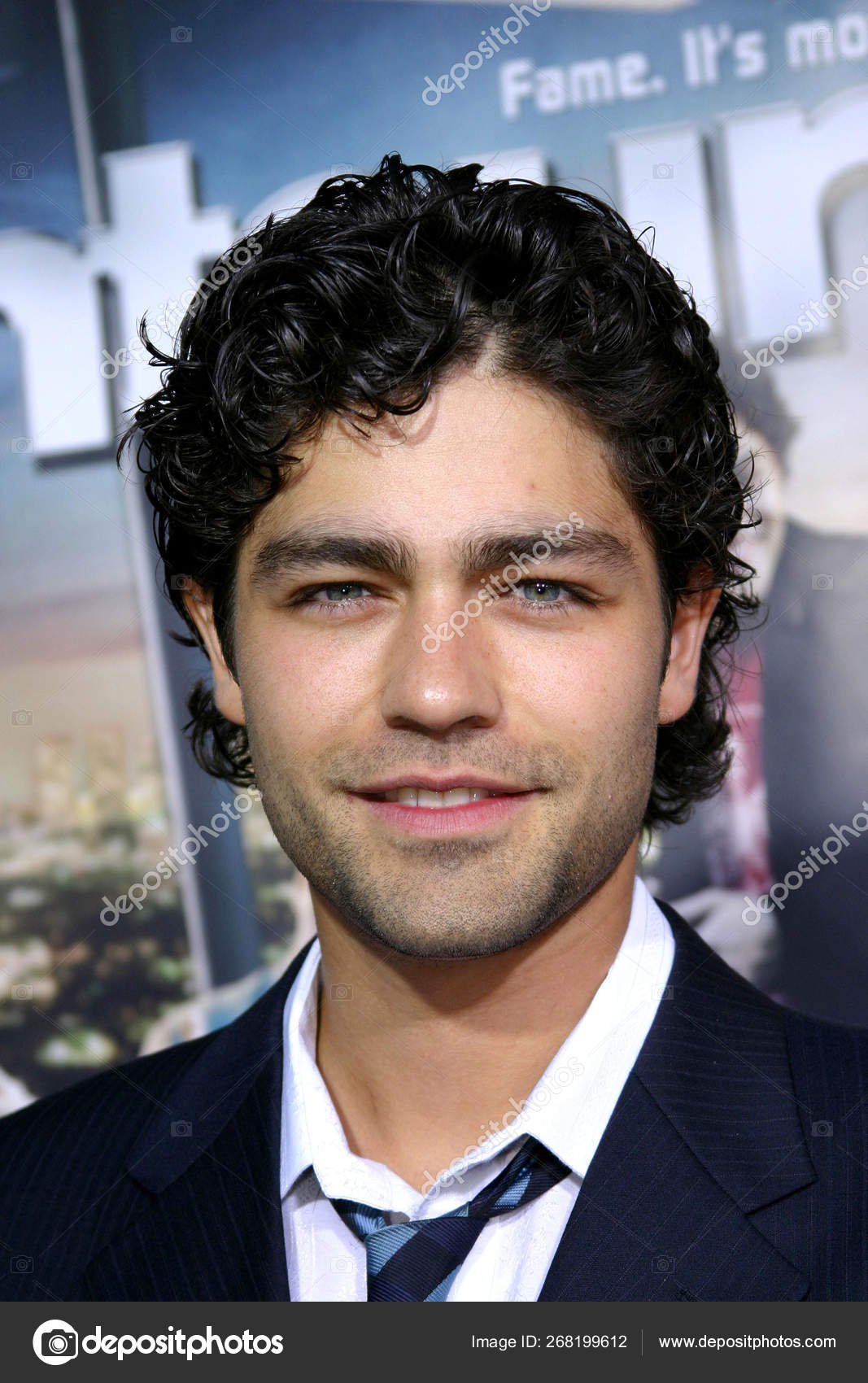 Adrian Grenier Arrivals Hbo Premiere Entourage Capitan Theater Los ...
