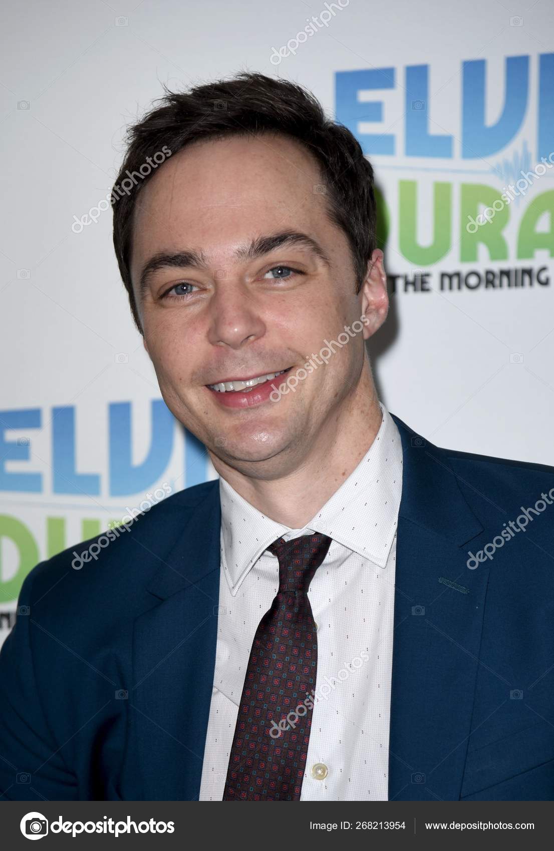 Jim Parsons Public Appearance Young Sheldon Cast Appearance Elvis Duran ...