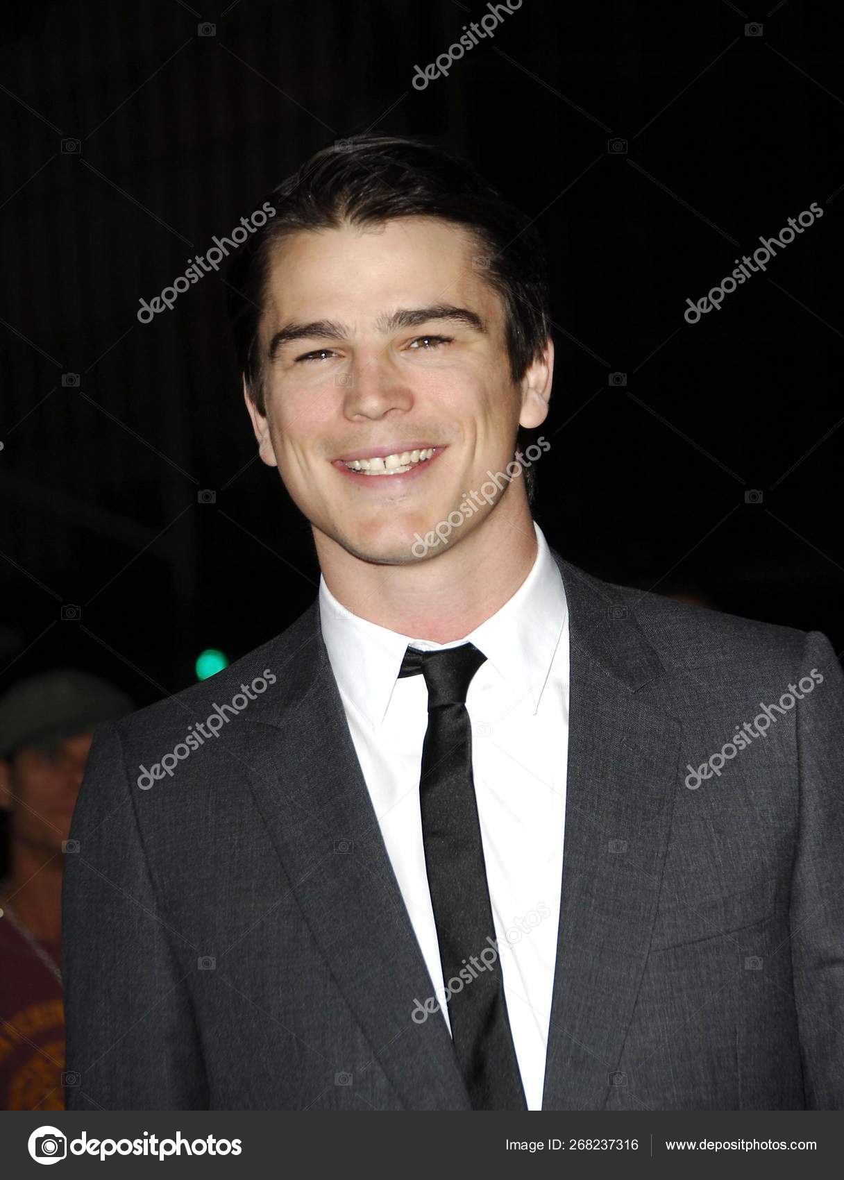 Josh Hartnett 2011