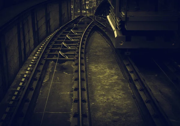 Subway track Stock Photos, Royalty Free Subway track Images | Depositphotos