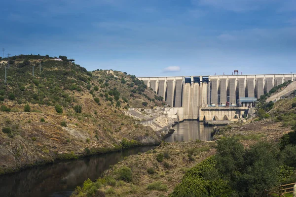 Barrage en espagne images libres de droit, photos de Barrage en espagne ...