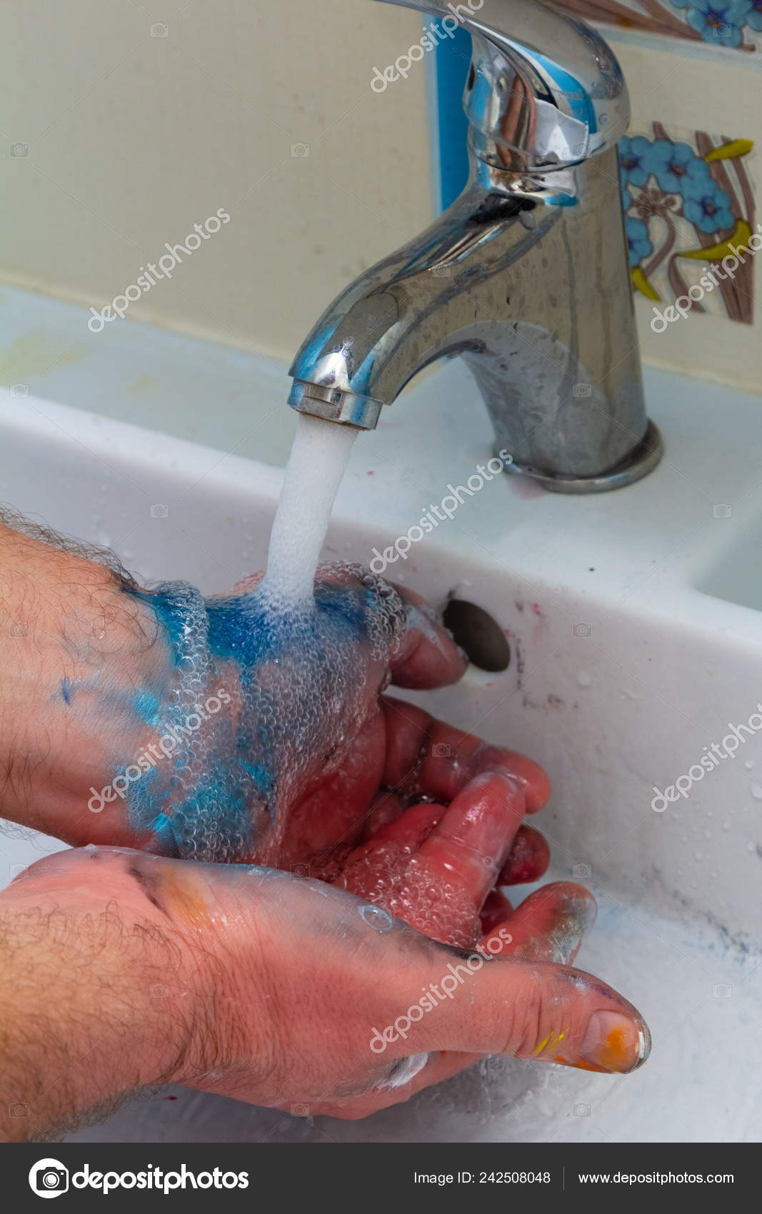 Hands Artist Soiled Paint Stock Photo by ©REvol_Deeps 242508048