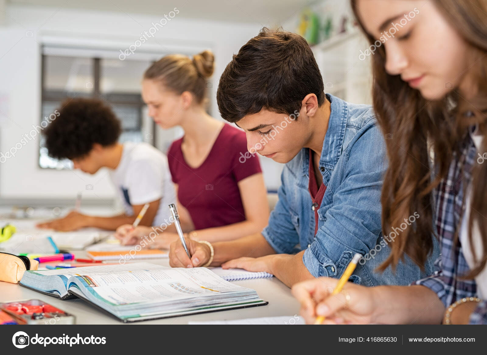 Studenter Som Studerer LiS Leidse Instrumentmakers School