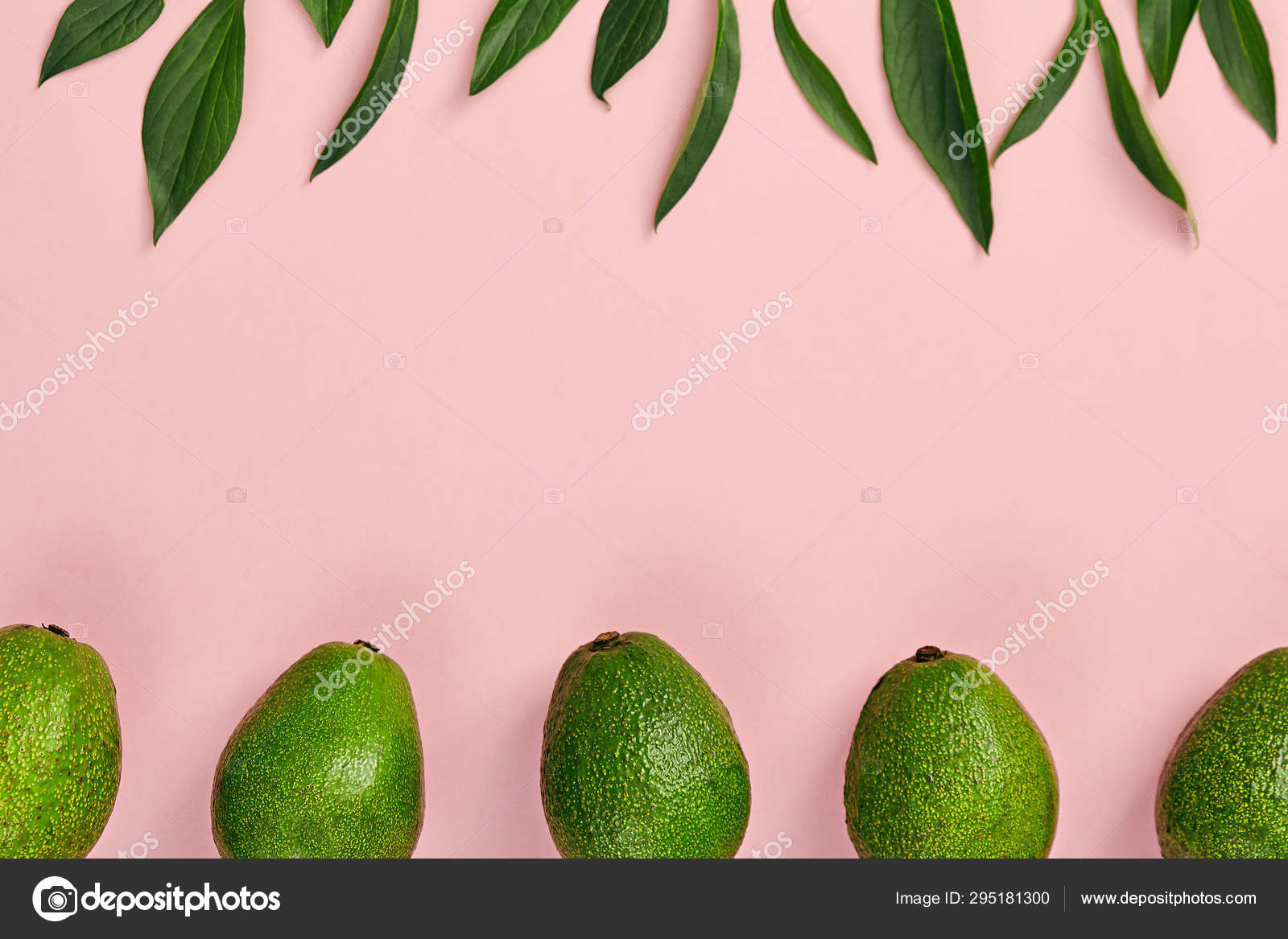 Avocado frame on color background Stock Photo by ©ryzhkov86 295181300