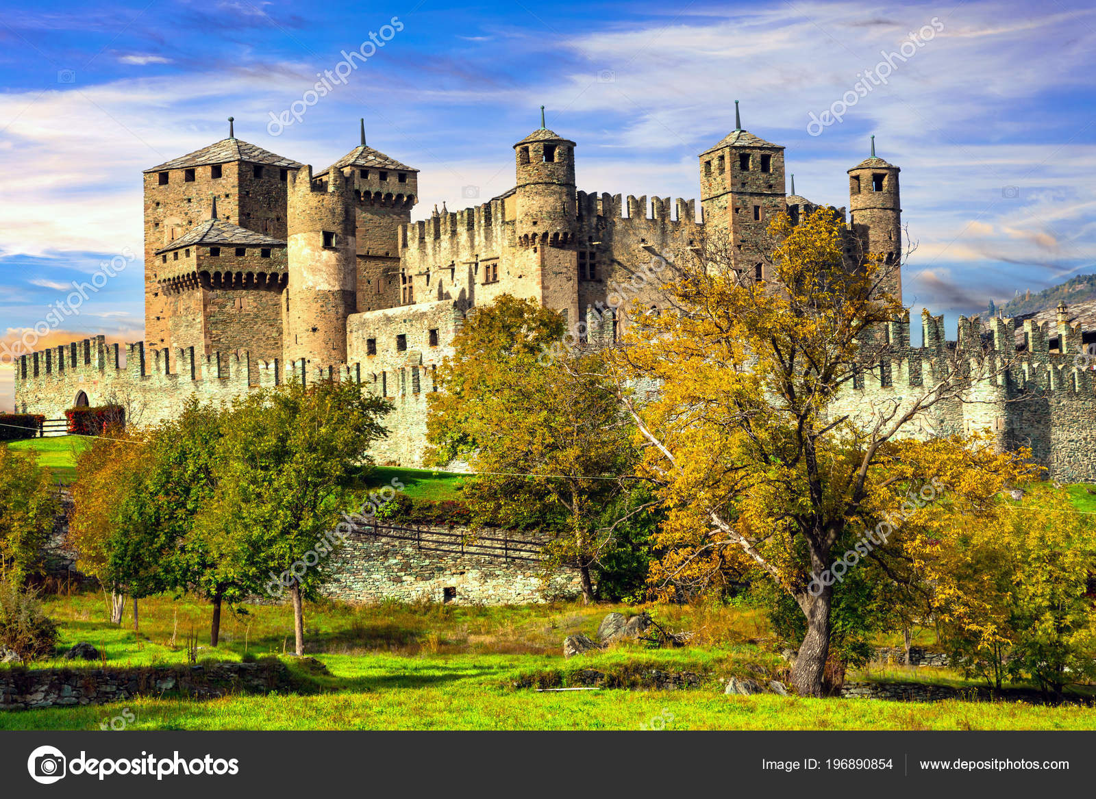 Medieval Castles Italy Castello Fenis Valle Aosta — Stock Photo ...