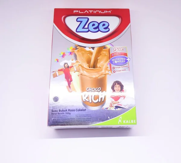 "Zee "Leche Nutricional para el Crecimiento y el Cerebro de Niños de 3 ...